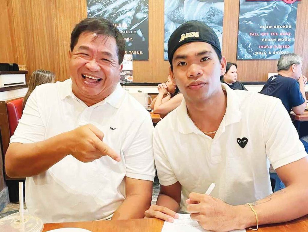 Negrense Mark Nonoy signs with Iloilo United Royals - Watchmen Daily ...